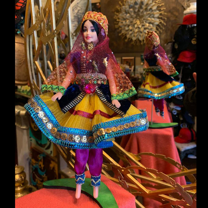 Collections – Gallery Eshgh